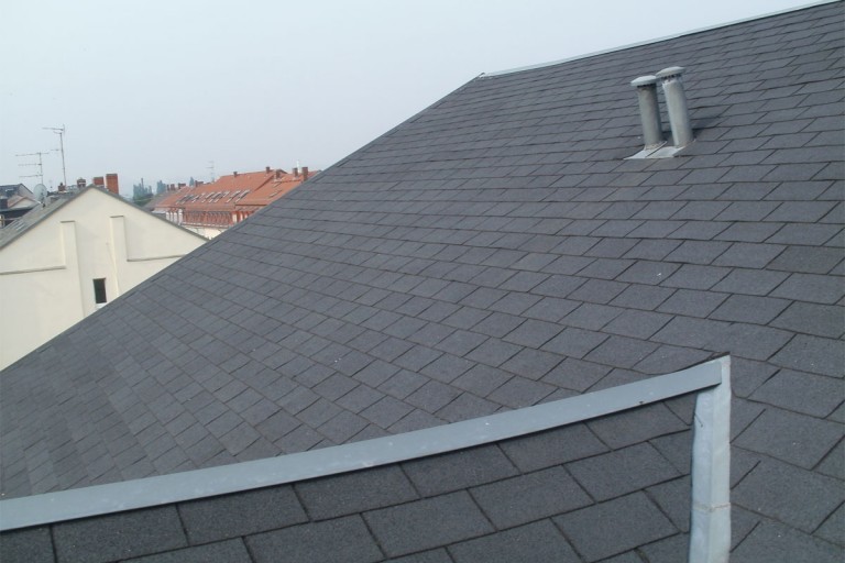 Bitumenschindeln - Dachdeckermeister Claus Dittrich GmbH & Co ...